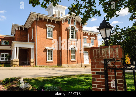 Trinity High School, Site of Trinity Hall Military Academy, 231 Park ...