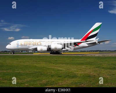 A6-EDP Emirates Airbus A380-861 taxiing at Schiphol (AMS - EHAM), The ...