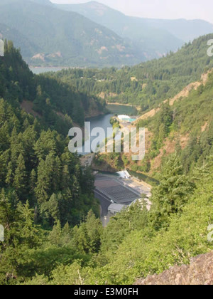 The Little White Salmon National Fish Hatchery plays a key role in ...