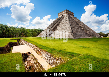 El Castillo maya pyramid during summer solstice with the snake shadow ...