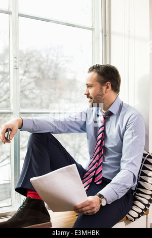 Business papers on the work place Stock Photo - Alamy