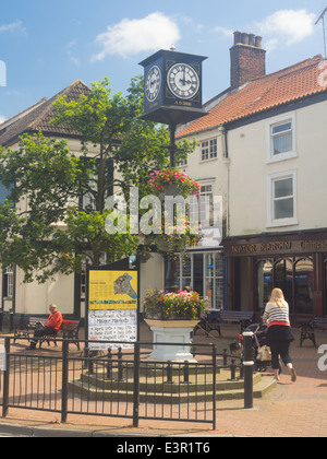 Driffield town centre street market, East Yorkshire, England, UK, GB ...