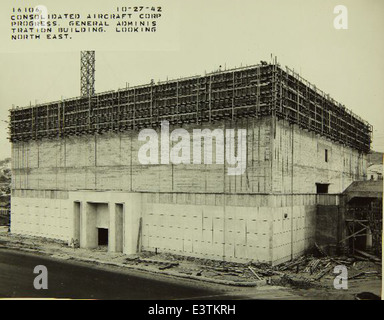 This image shows the construction of the Administration Building at the ...