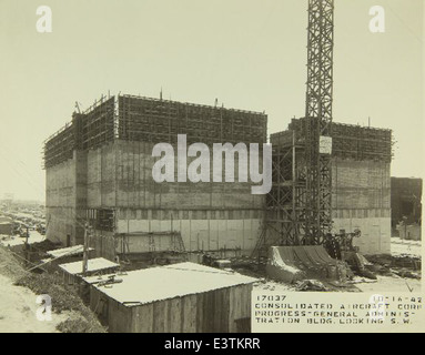 Construction of Administration Building : Consolidated/Convair Aircraft ...