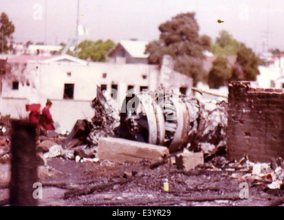 The Boeing 727 operated by Pacific Southwest Airlines (PSA) was a key ...