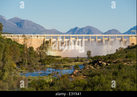 Clanwilliam Dam on the Olifants River with open flood gates ...