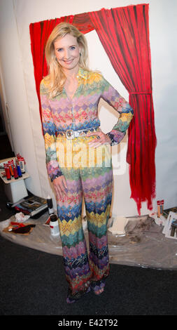 Berlin, Germany. 02nd July, 2014. German chancellor Angela Merkel (R ...