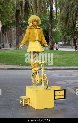Mime on Las Ramblas in Barcelona sitting on toilet reading newspaper ...