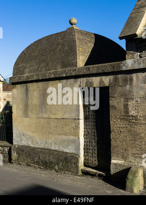 The Blind House or Old Village Lock Up Shrewton Wiltshire Stock Photo ...