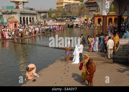 Ramkund godavari river nashik Maharashtra India Asia Stock Photo - Alamy