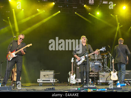 10cc UK rock group in 1975 Stock Photo - Alamy
