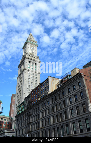 This is the Custom House in downtown Boston, Massachusetts.Close to the ...