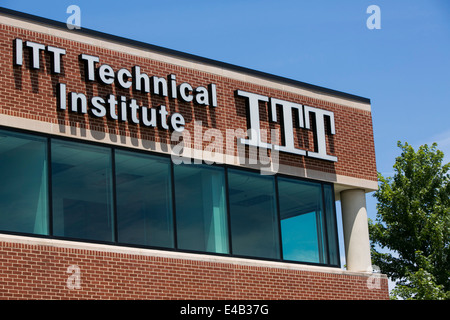 An ITT Technical Institute for-profit college location in Chantilly ...