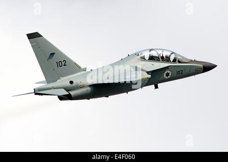 Israeli Air Force Alenia Aermacchi M-346 Master (IAF Lavi) a military ...