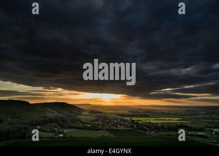 Stunning Summer sunset across countryside escarpment landscape Stock ...