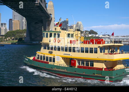 Sydney first fleet ferry Fishburn and sydney harbor bridge, Sydney,New ...
