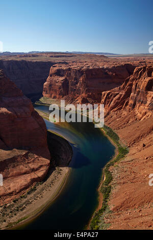 1000 ft drop to Colorado River at Horseshoe Bend, just outside Grand ...