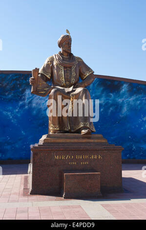Statue of Mirzo Ulugbek at the Observatory of Ulugh Beg, Samarkand ...