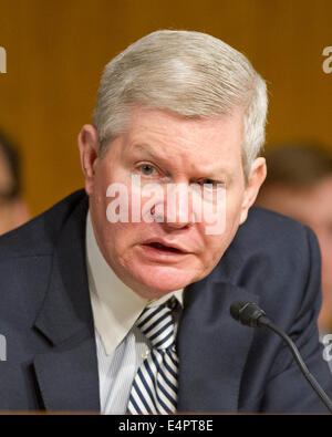 United States Senator Tim Johnson (Democrat of South Dakota, Chairman ...