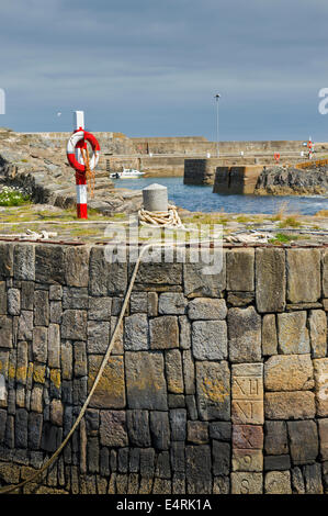 PORTSOY ABERDEENSHIRE SCOTLAND 17C HARBOUR A WINDY DAY WITH WAVES ON ...