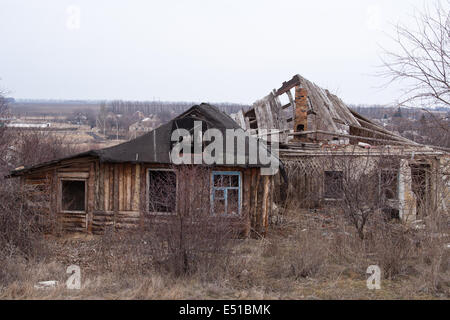 Ruined wooden house in rural Virginia, USA Stock Photo - Alamy