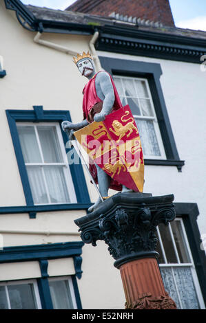 Conwy, North Wales Statue of Llywelyn the Great Stock Photo - Alamy