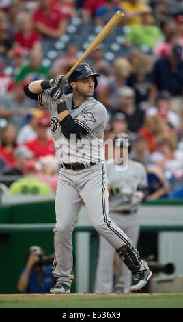 Milwaukee Brewers' Ryan Braun bats during spring training baseball ...
