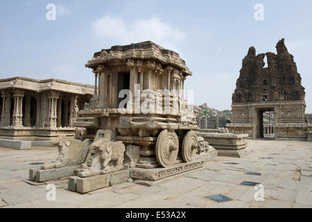 Stone Chariot Shrine, Vijaya Vittala Temple, Hampi, Hosapete, Karnataka ...