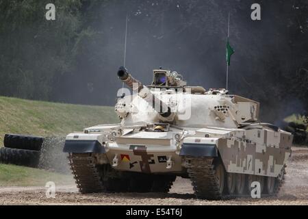 Khalid Chieftain Tank Stock Photo - Alamy
