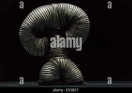 Floriana Frassetto performing Slinky Man Stock Photo - Alamy