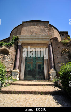 The bronze doors of the Temple of Romulus in the Roman Forum, Rome ...