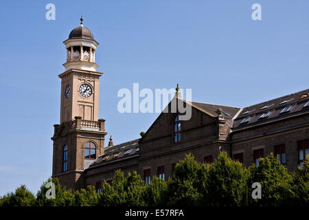 1800`s Cox`s Stack jute mill "The Camperdown Works" is a Listed ...
