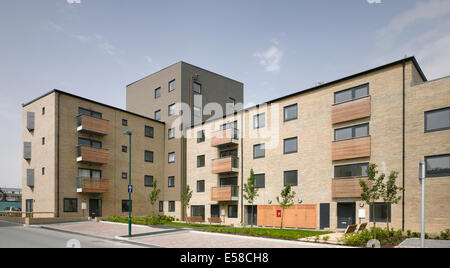 Durand Close Estate, Affinity Housing, Sutton Stock Photo - Alamy