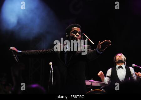 Santiago De Compostela, Spain. 23rd July, 2014. The vocalist of Vintage ...