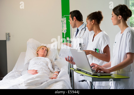 The young male patient discussing with female psychologist personal ...