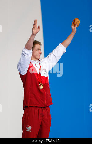 Ben Proud, of England, wins the men's 50-meter butterfly final at the ...