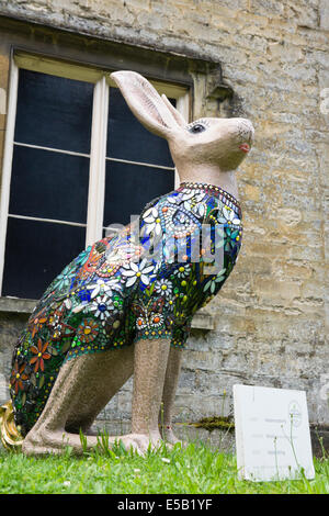 Hare Sculpture, Cirencester, Gloucestershire, England Stock Photo - Alamy
