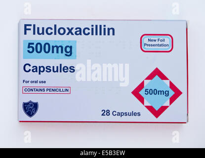 Pack of Flucloxacillin 500mg capsules - antibiotics, with two Stock ...