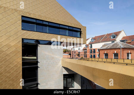 The Hive Library, Worcester, roof detail Stock Photo - Alamy