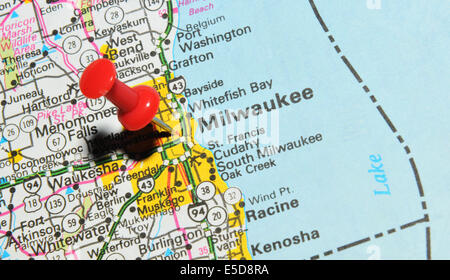 A map of Milwaukee, Wisconsin marked with a push pin Stock Photo - Alamy