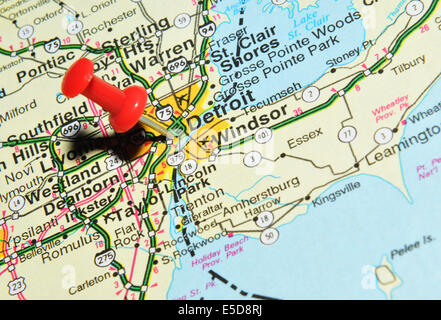 Detroit map. Detroit pinned. Map with red pin point of Detroit in USA ...