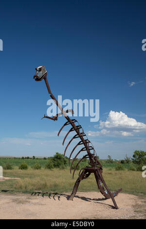Alliance, Nebraska - A dinosaur sculpture on the Nebraska prairie Stock ...