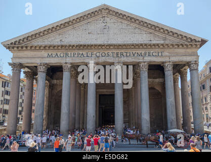 Front view of the Pantheon, Rome, Italy, Europe Stock Photo - Alamy