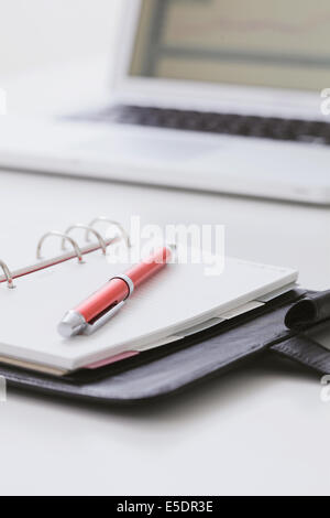Chaotic office desk Stock Photo - Alamy