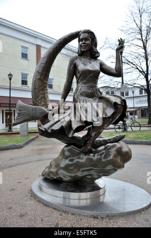 Statue of Elizabeth Montgomery as Samantha Stephens in the American ...
