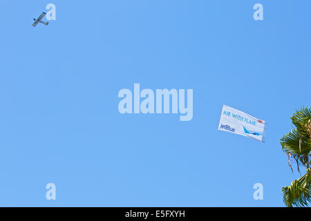 Banner Towing Aircraft Tows Aerial Advert Over Long Beach Waterfront On ...