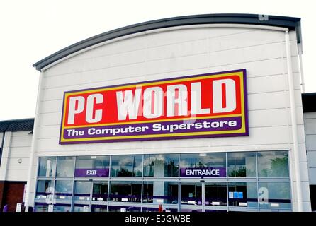 PC World computer superstore, UK Stock Photo - Alamy