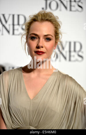 Jessica Marais arrives on the red carpet for the ACTAA Awards at the ...