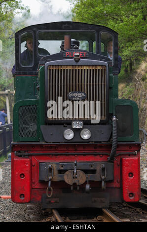 Ffestiniog Railway diesel locomotive "Upnor Castle" at Tan -y-Bwlch ...