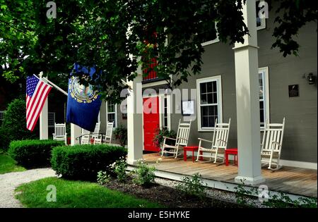 HANCOCK, NEW HAMPSHIRE: The c. 1789 Hancock Inn * Stock Photo - Alamy
